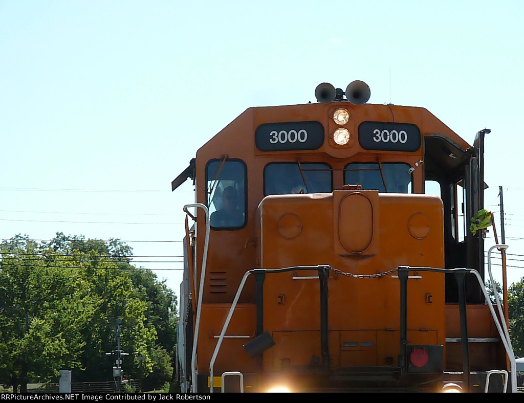 Head-On Shot Of LTEX 3000 GP40 Ex Denver And Rio Grande With Blacklands Senior Locomotive ...